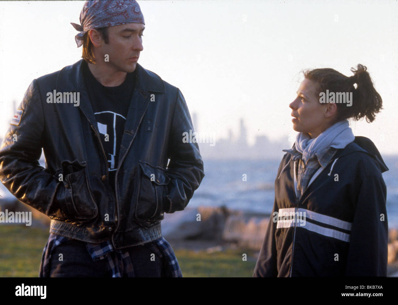 HIGH FIDELITY (2000) JOHN CUSACK, LILI TAYLOR HIFI 118 Stock Photo - Alamy