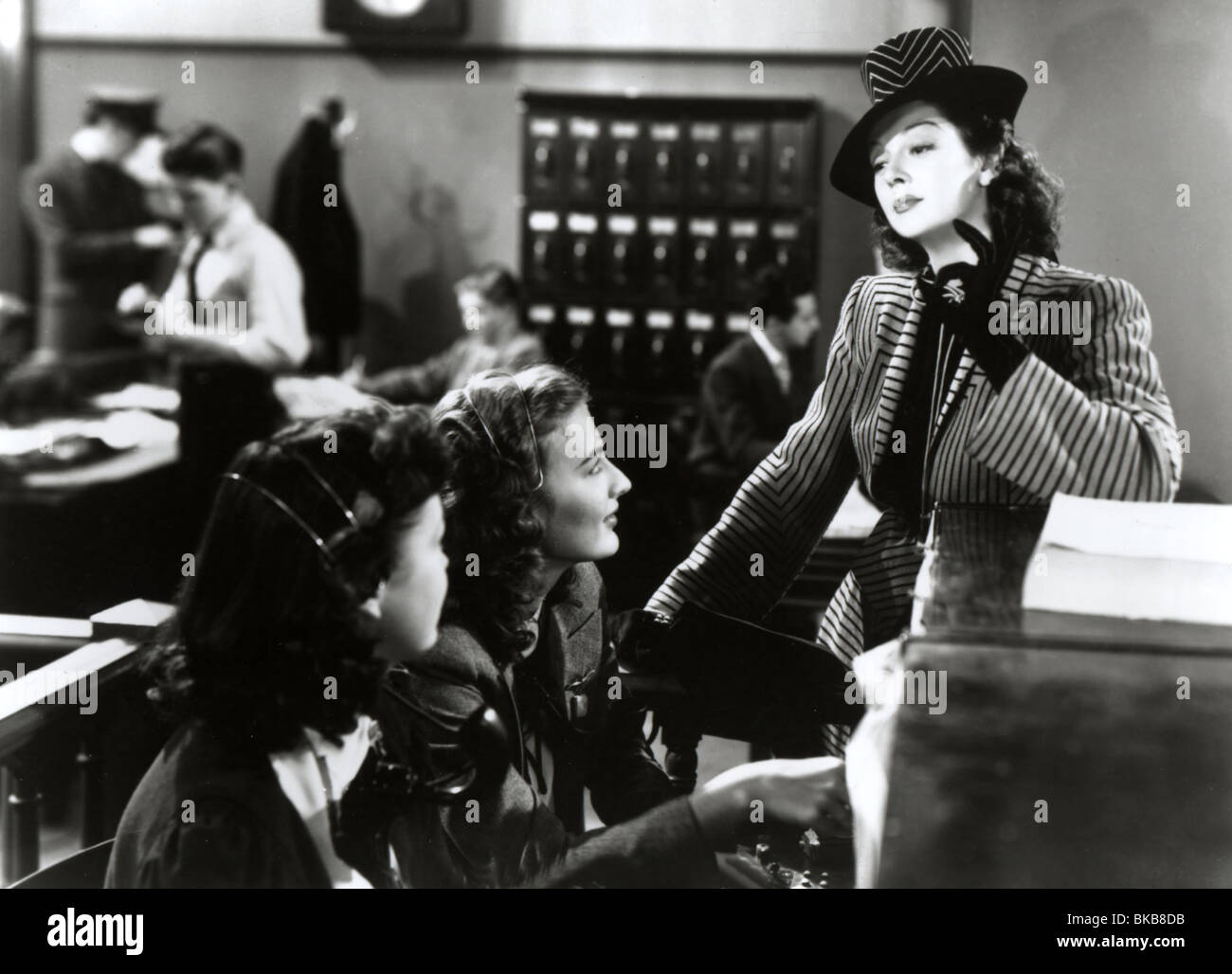 HIS GIRL FRIDAY (1940) ROSALIND RUSSELL HGFY 006P Stock Photo - Alamy