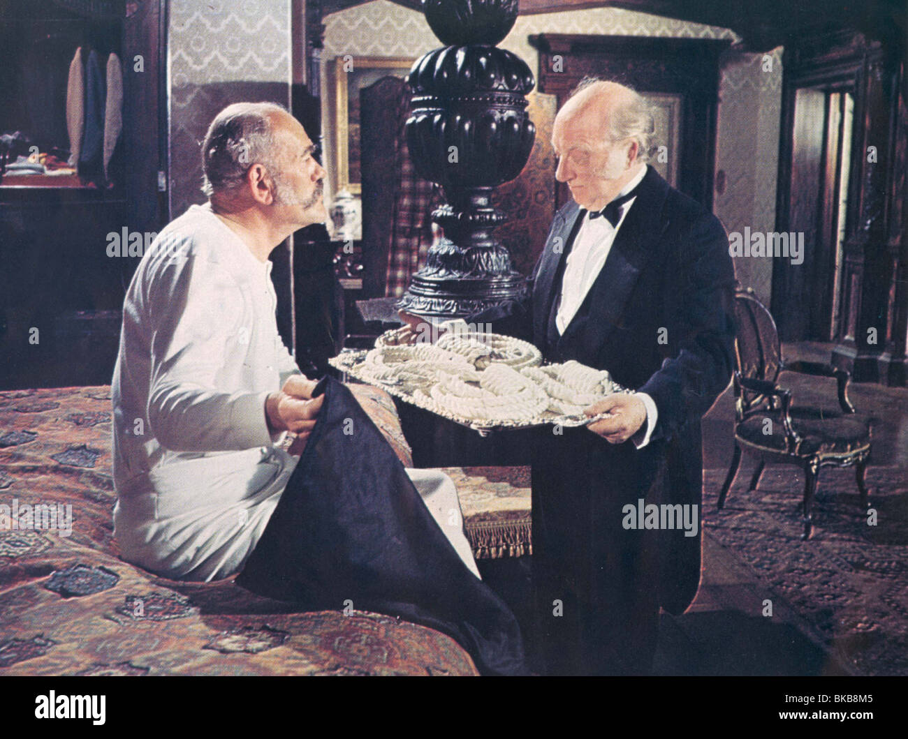 Arthur lowe 1972 hi-res stock photography and images - Alamy
