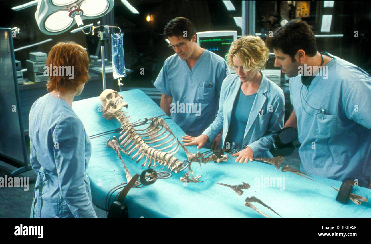 Kim dickens hollow man 2000 hi-res stock photography and images - Alamy