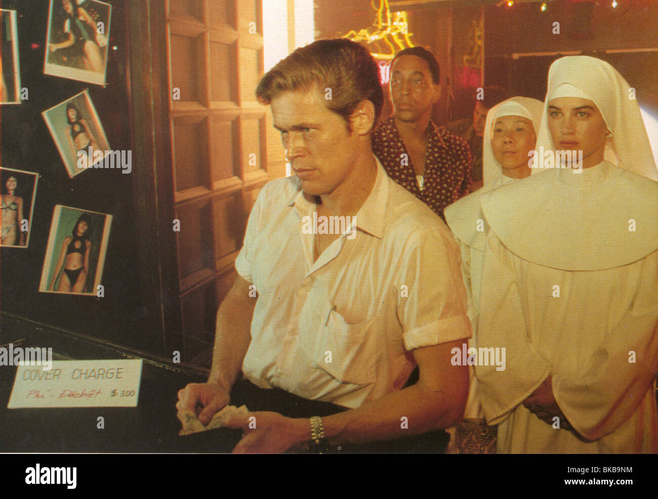SAIGON -1988 WILLEM DAFOE SAIG Stock Photo - Alamy