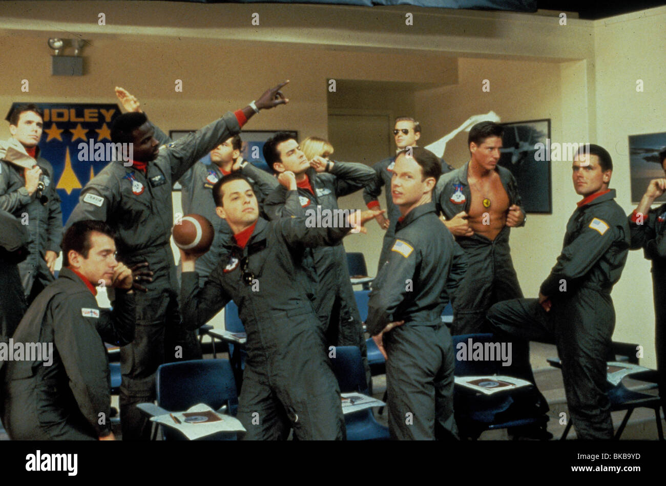 HOT SHOTS -1991 CHARLIE SHEEN Stock Photo - Alamy