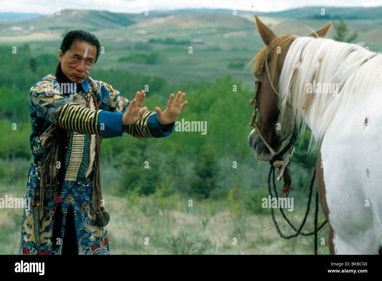 SHANGHAI NOON (2000) JACKIE CHAN SHNO 041 Stock Photo - Alamy