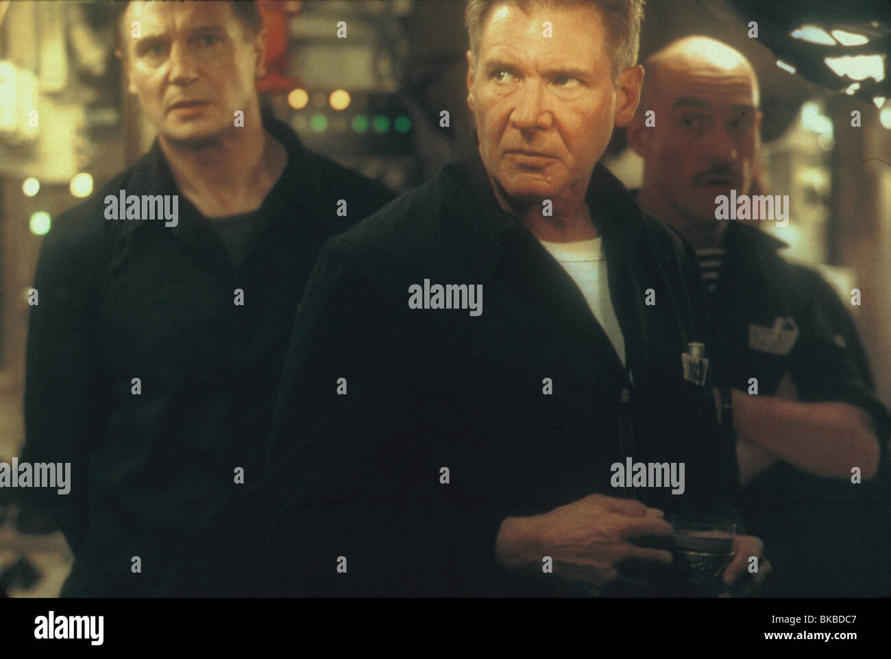 K-19: THE WIDOWMAKER (2002) LIAM NEESON, HARRISON FORD, GEORGE ANTON ...