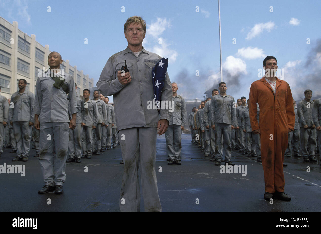 THE LAST CASTLE (2001) PAUL CALDERON, ROBERT REDFORD, MARK RUFFALO LACS ...