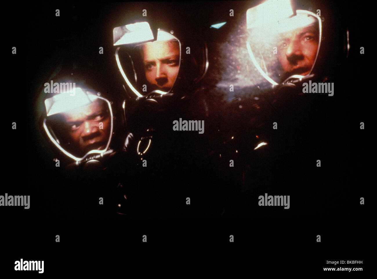 SPHERE (1998) SAMUEL L JACKSON, SHARON STONE, DUSTIN HOFFMAN SPHR 045 ...