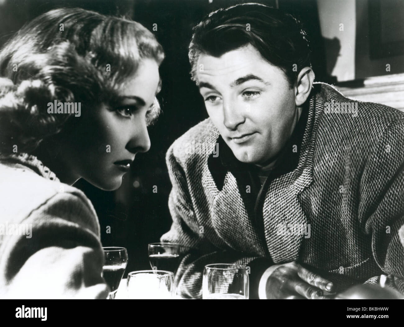 The locket 1946 hi-res stock photography and images - Alamy