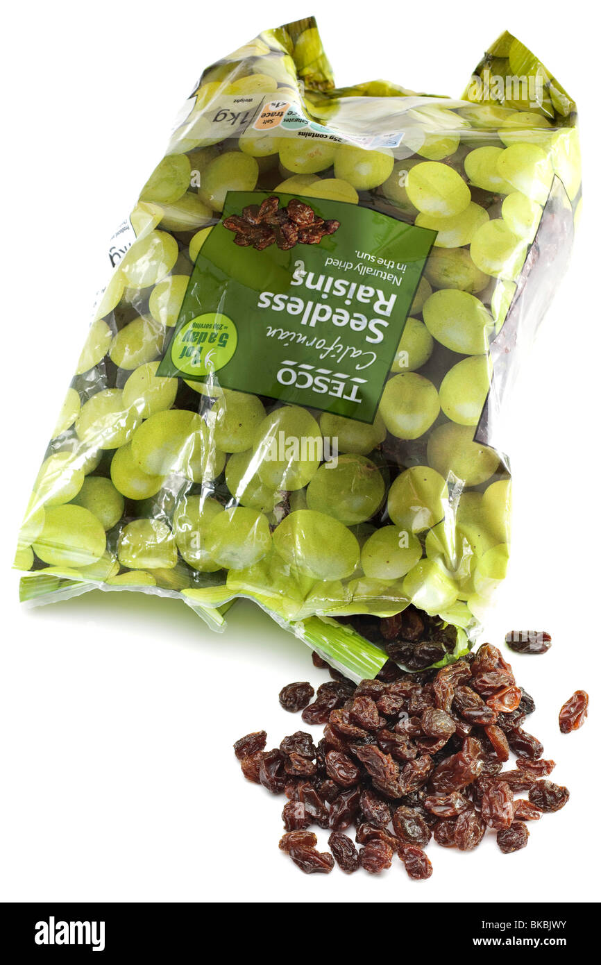 1 kilo bag of Tesco Californian Seedless raisins Stock Photo - Alamy