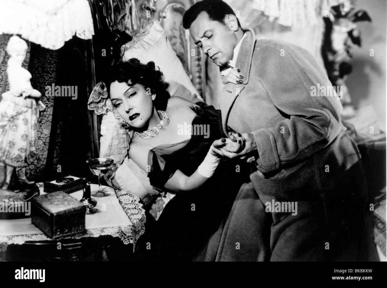 Gloria Swanson Sunset High Resolution Stock Photography and Images - Alamy