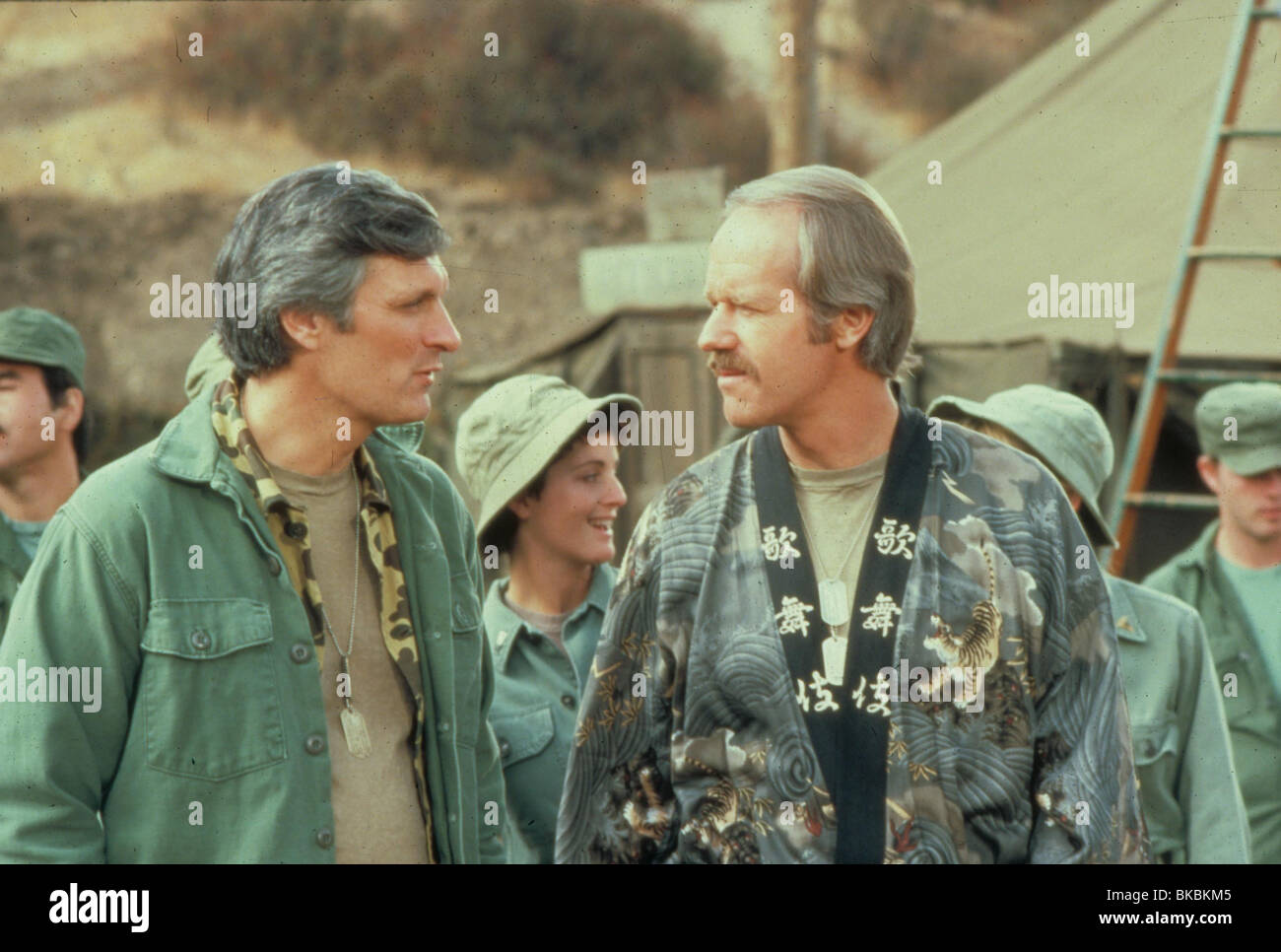 Alan alda mash hi-res stock photography and images - Alamy