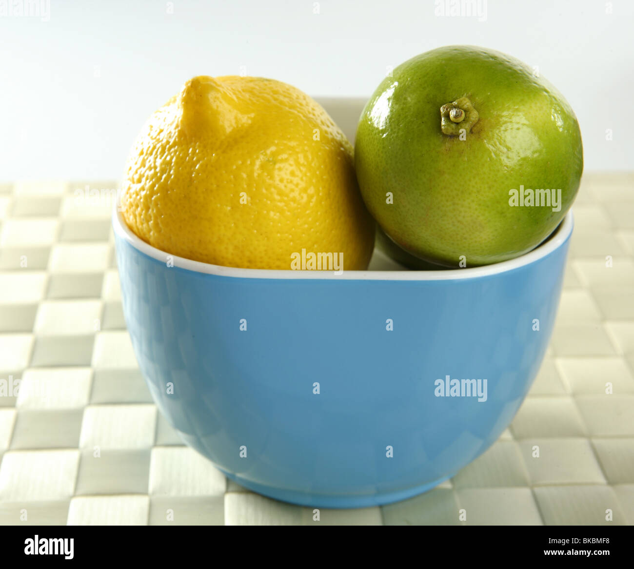 Lemon pair hi-res stock photography and images - Alamy