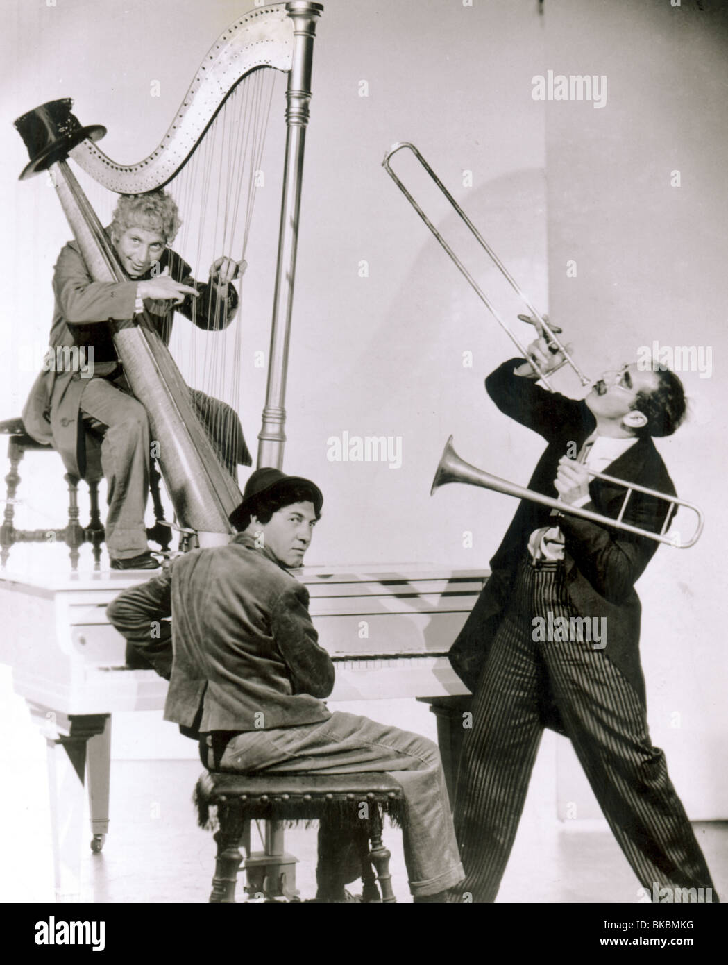 MARX BROTHERS PORTRAIT HARPO MARX, CHICO MARX, GROUCHO MARX MXB 005P ...