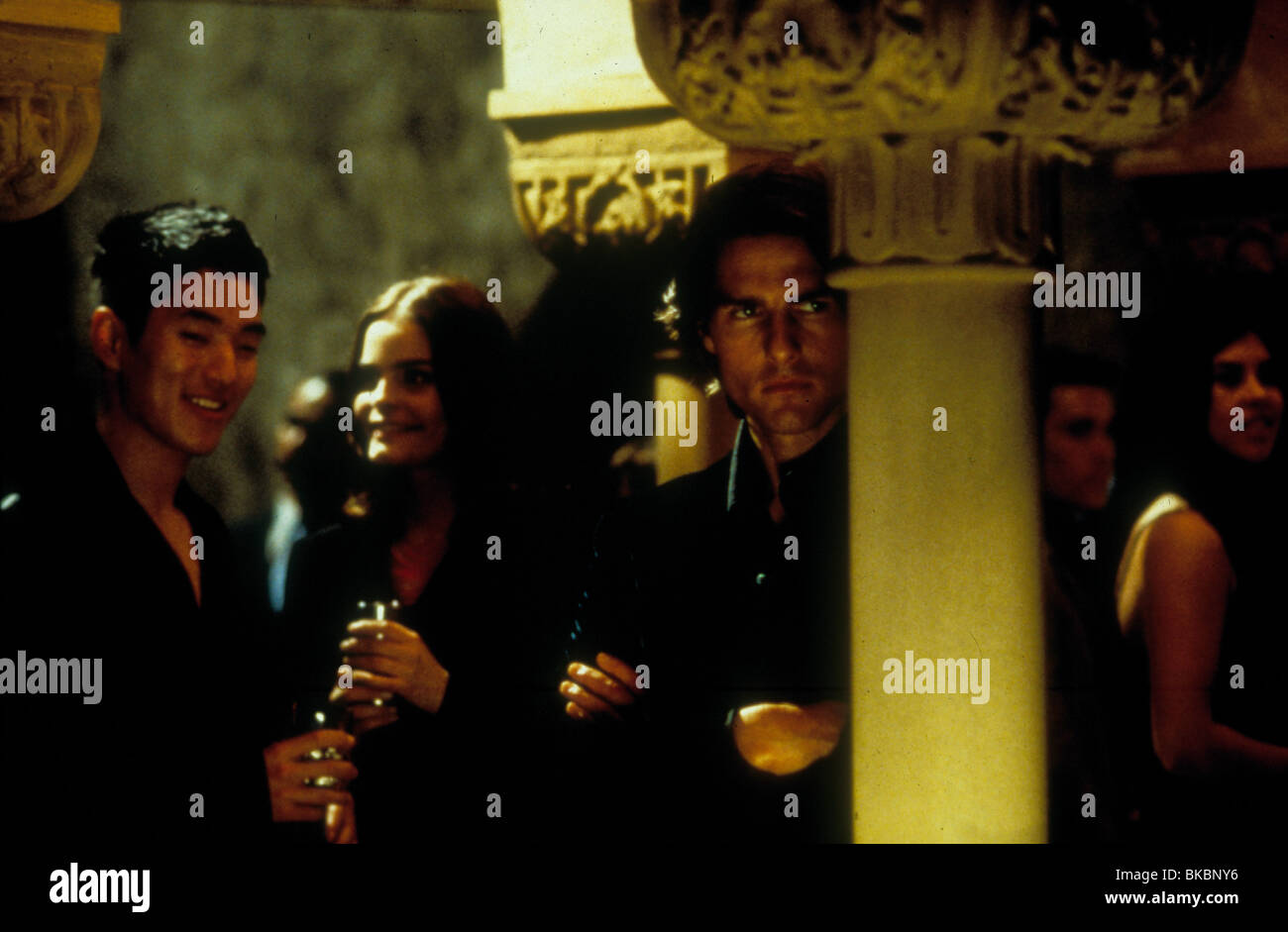 MISSION IMPOSSIBLE 2 (2000) TOM CRUISE MIS2 153 Stock Photo - Alamy
