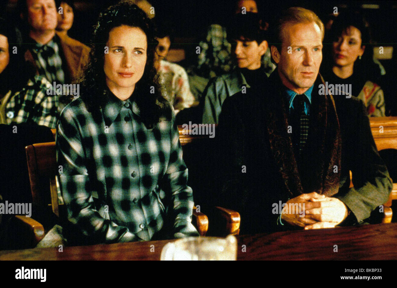 MICHAEL (1996) ANDIE MACDOWELL, WILLIAM HURT MCEL 024 Stock Photo - Alamy