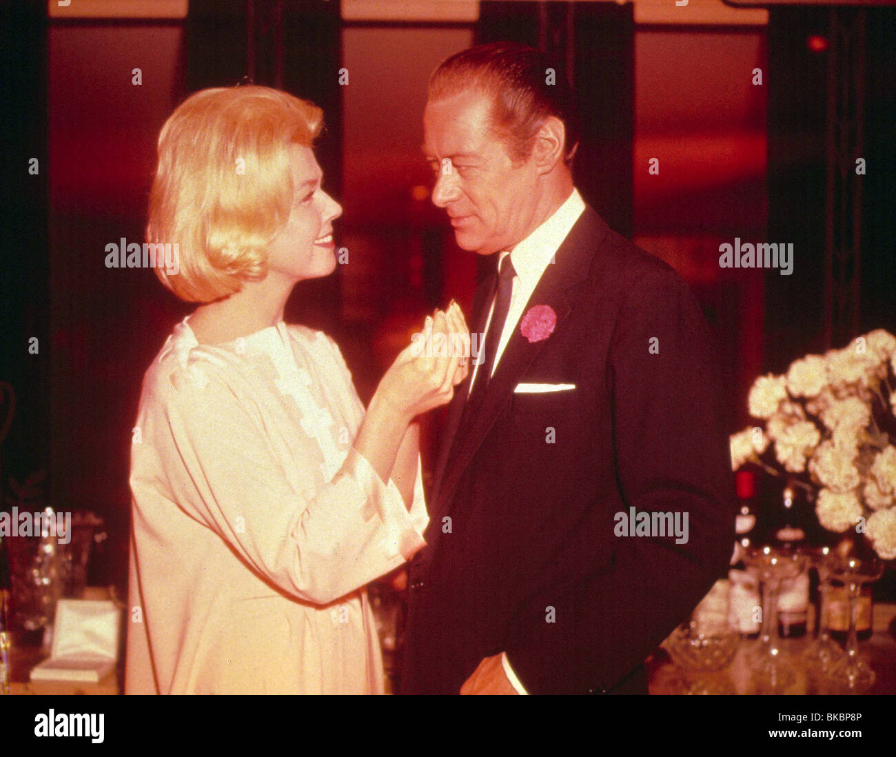 MIDNIGHT LACE (1960) DORIS DAY, REX HARRISON MNLC 018 Stock Photo - Alamy