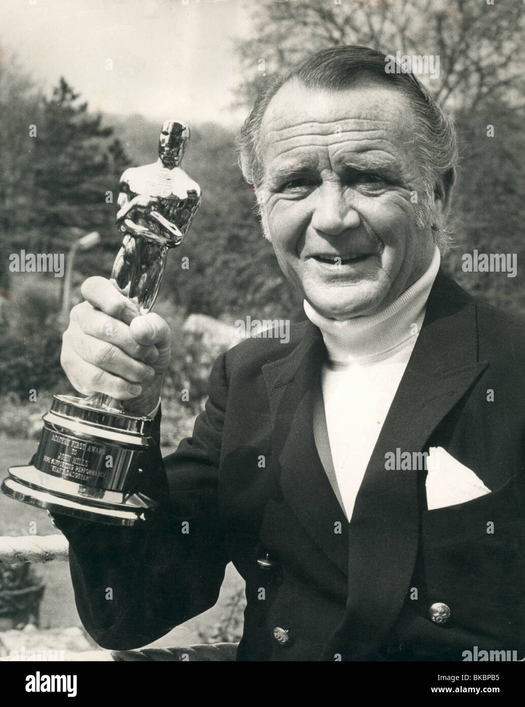 John Mills High Resolution Stock Photography and Images - Alamy