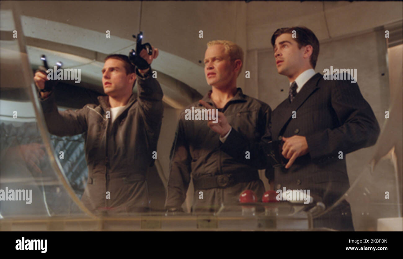 MINORITY REPORT (2002) TOM CRUISE, NEAL McDONOUGH, COLIN FARRELL MRPT ...