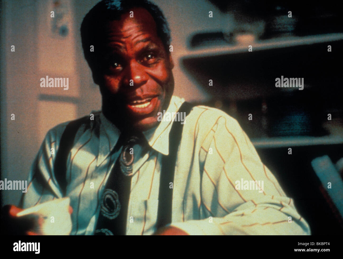 TO SLEEP WITH ANGER (1990) DANNY GLOVER TSA 013 Stock Photo - Alamy