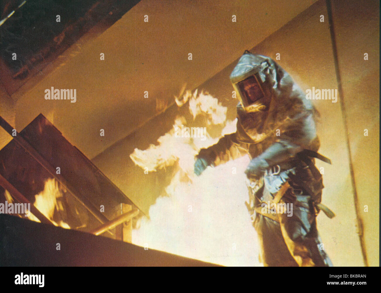 TOWERING INFERNO (1974) STEVE MCQUEEN TWIF 008FOH Stock Photo - Alamy
