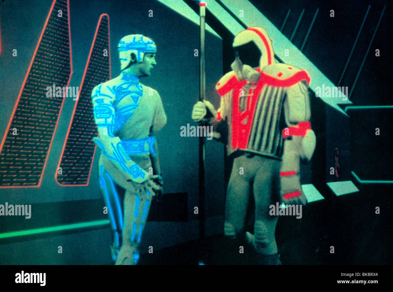 TRON (1982) JEFF BRIDGES STEVEN LISBERGER (DIR) TRN 017 Stock Photo - Alamy