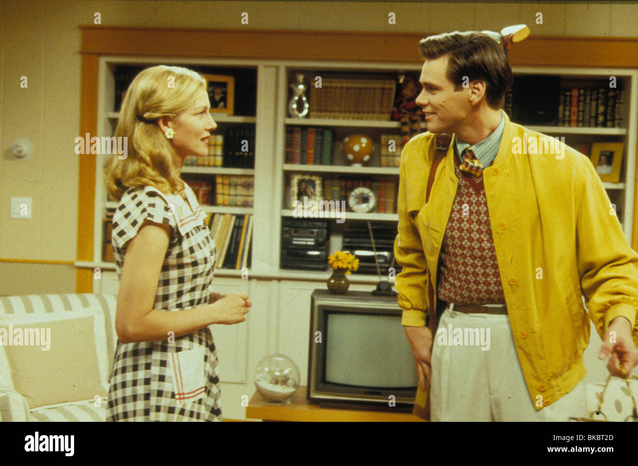 THE TRUMAN SHOW (1997) LAURA LINNEY, JIM CARREY TSW 126 Stock Photo - Alamy