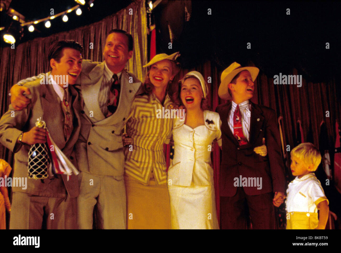 TUCKER : THE MAN AND HIS DREAM (1988) CHRISTIAN SLATER, JEFF BRIDGES ... TUCKER : THE MAN AND HIS DREAM (1988) CHRISTIAN SLATER, JEFF BRIDGES ...
