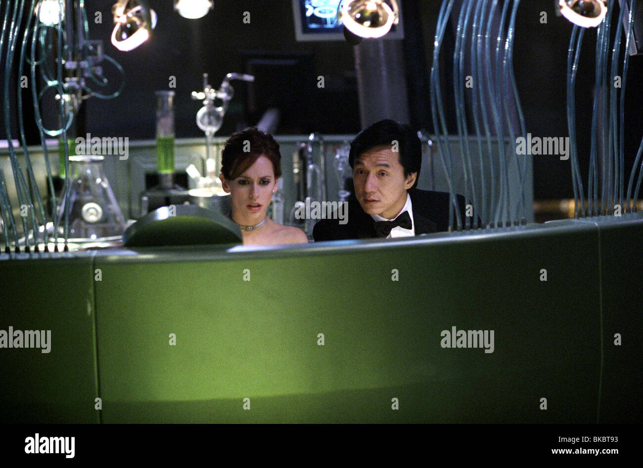 THE TUXEDO (2002) JENNIFER LOVE HEWITT, JACKIE CHAN TUX 001 29 Stock ...