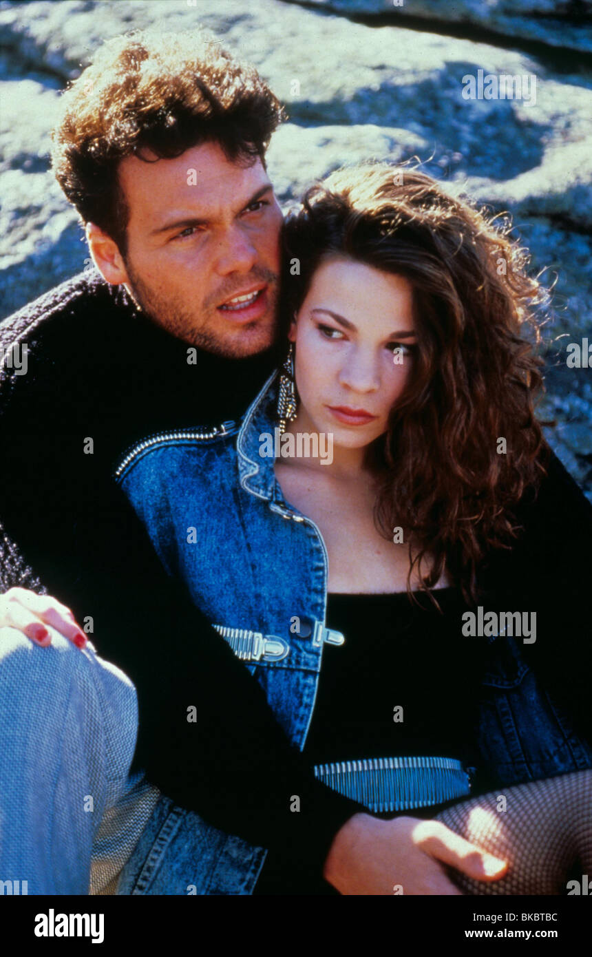Vincent d'onofrio mystic pizza hi-res stock photography and images - Alamy