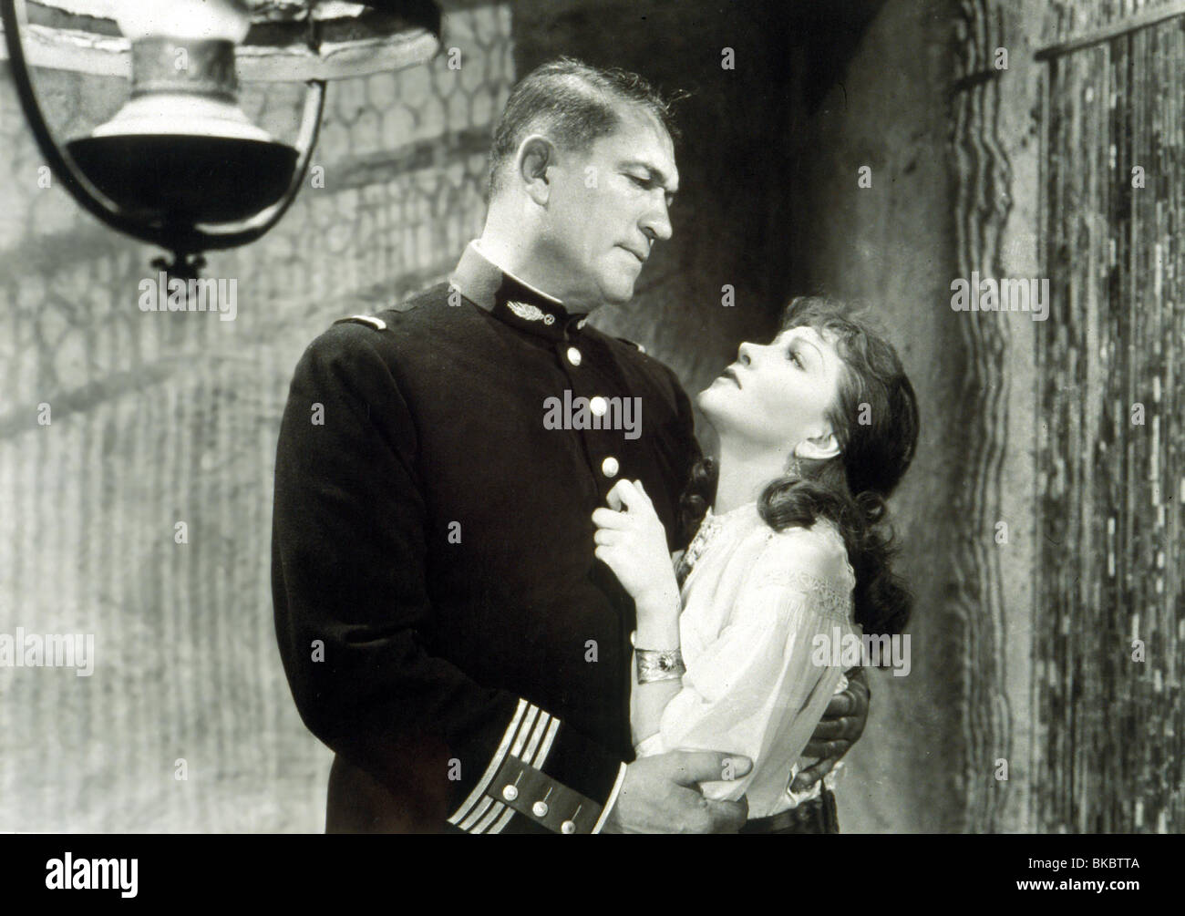 Under two flags 1936 movie hi-res stock photography and images - Alamy