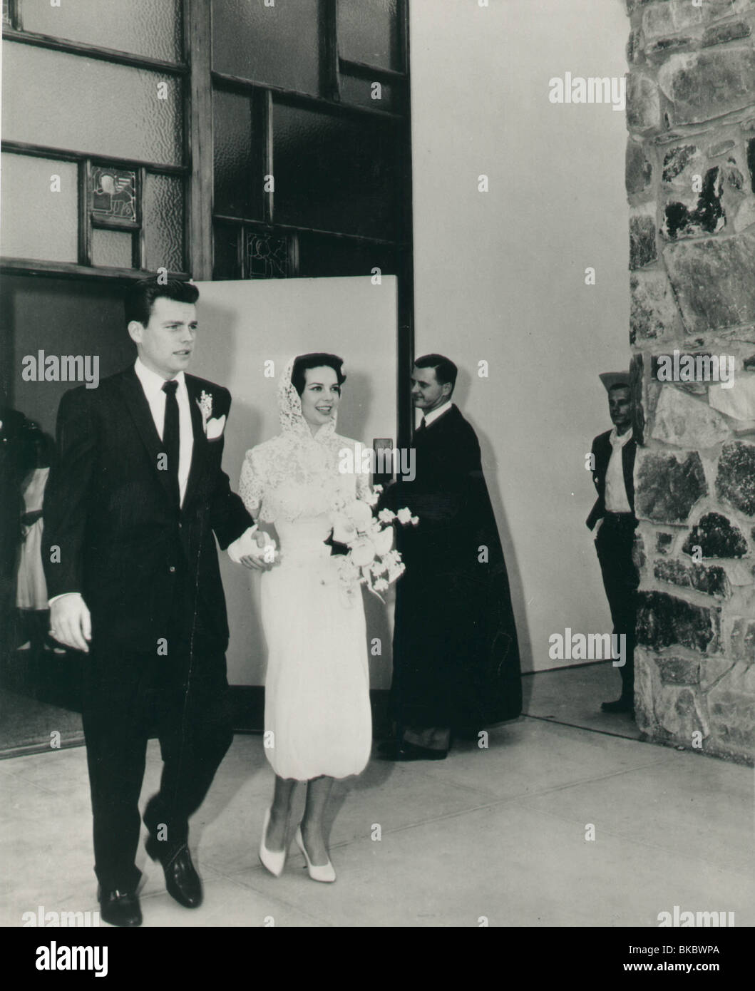 Robert wagner and wife natalie wood hi-res stock photography and images ...