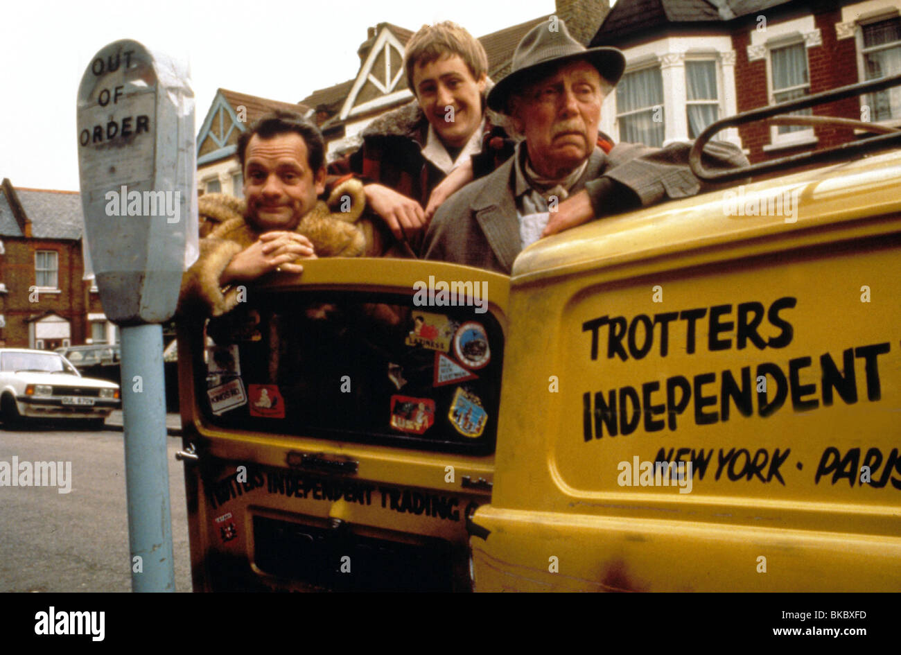 ONLY FOOLS AND HORSES (TV - 1981) CREDIT BBC DAVID JASON, NICHOLAS ...