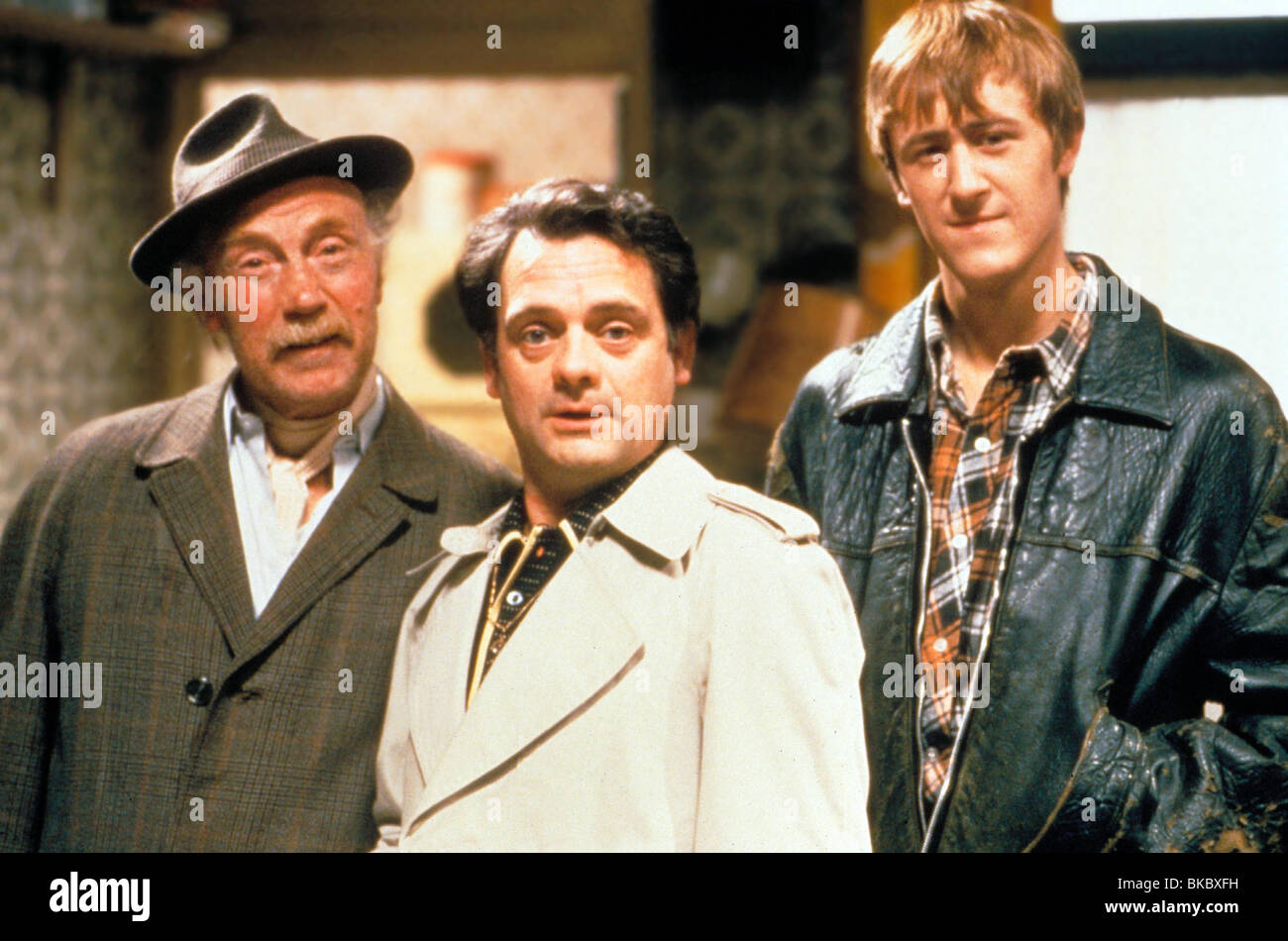 ONLY FOOLS AND HORSES (TV - 1981) CREDIT BBC LENNARD PEARCE, DAVID ...