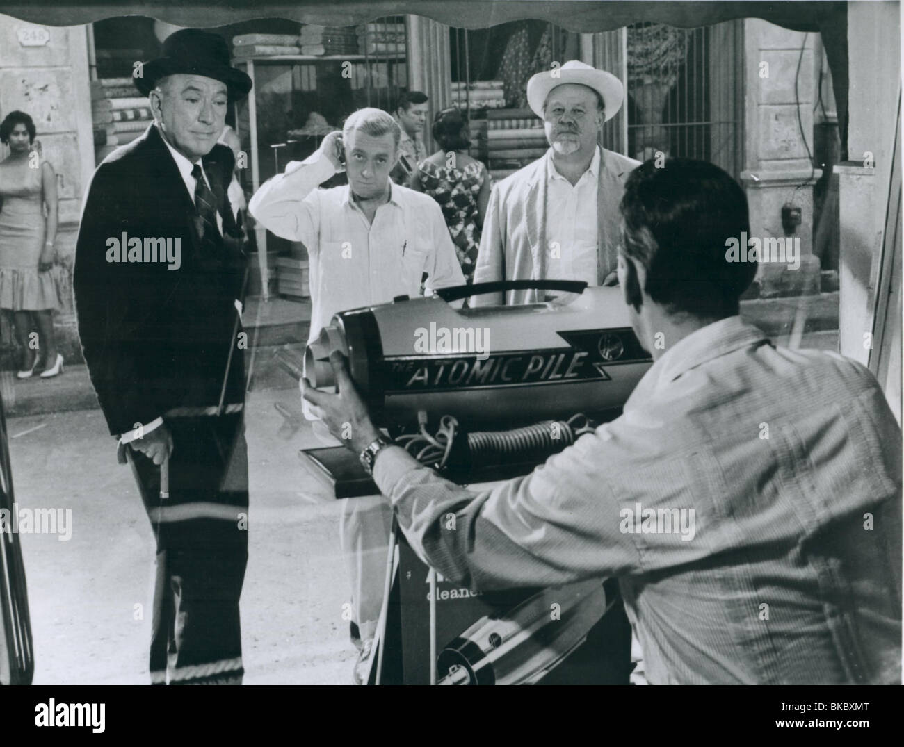 OUR MAN IN HAVANA (1959) NOEL COWARD, ALEC GUINNESS, BURL IVES OMH 001P ...