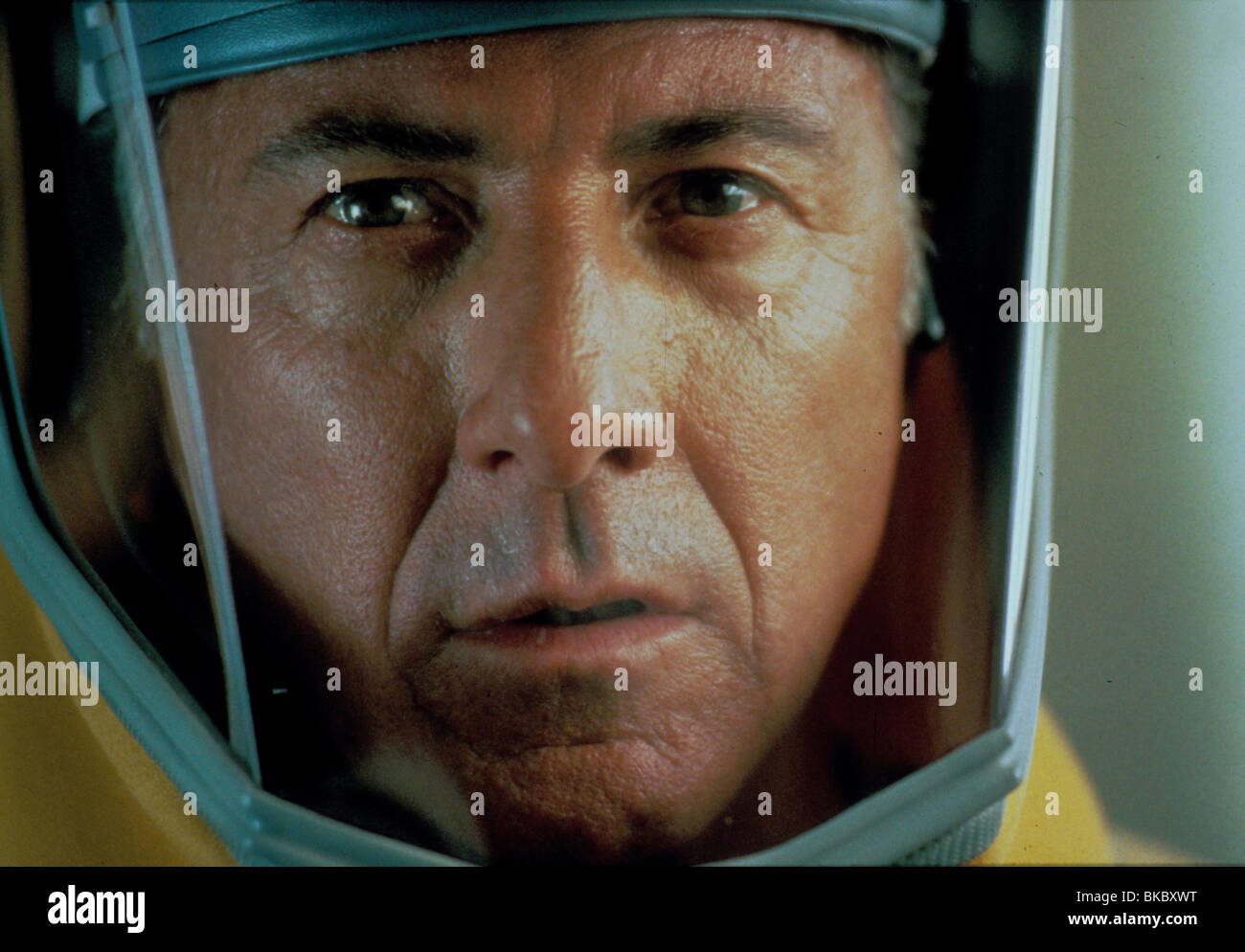 Outbreak 1995 dustin hoffman hi-res stock photography and images - Alamy