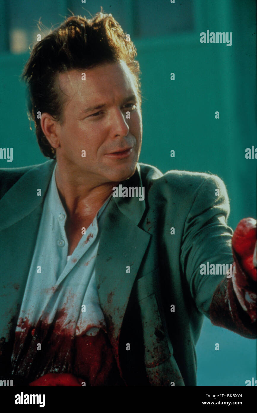 WHITE SANDS (1992) MICKEY ROURKE WHSN 023 Stock Photo - Alamy