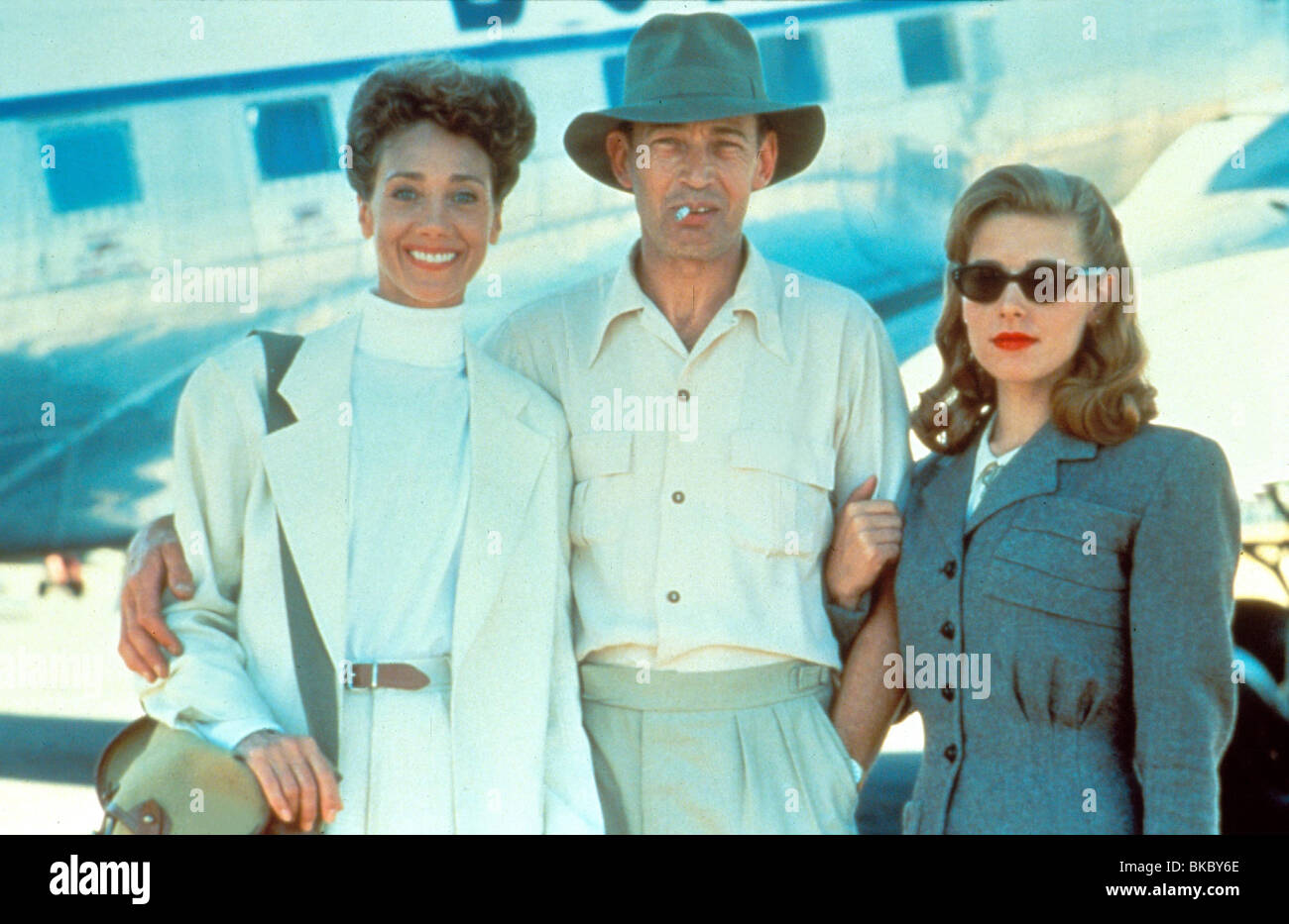 Black heart 1990 marisa berenson hi-res stock photography and images ...