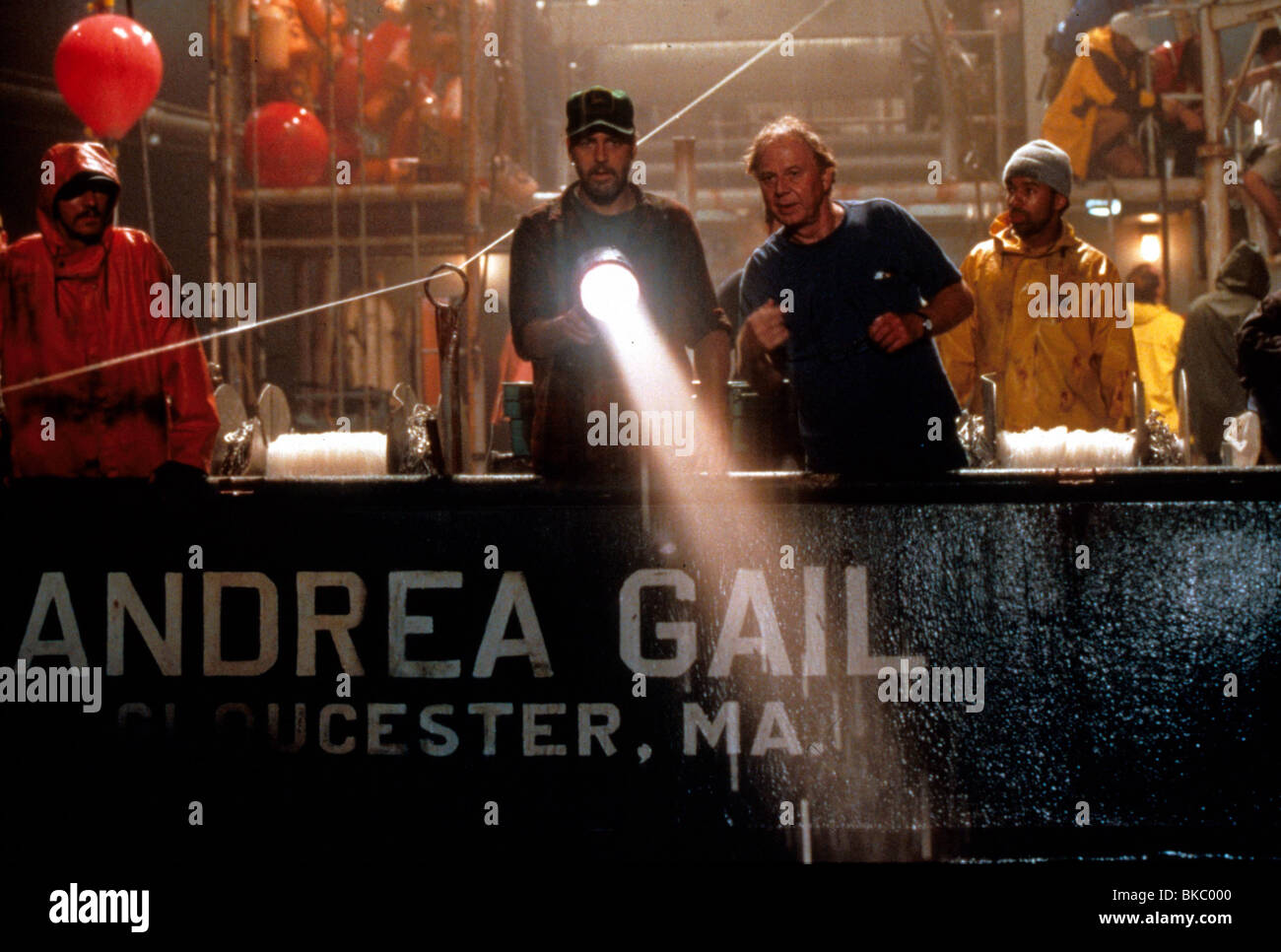 THE PERFECT STORM (2000) GEORGE CLOONEY PSTO 094 Stock Photo - Alamy