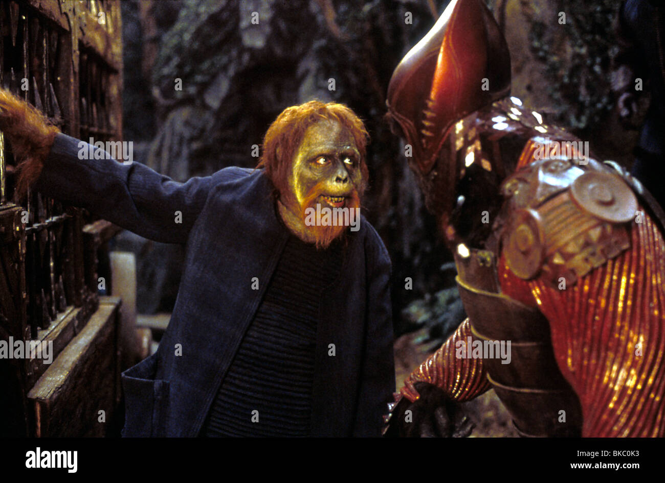 Planet of the apes 2001 hi-res stock photography and images - Alamy