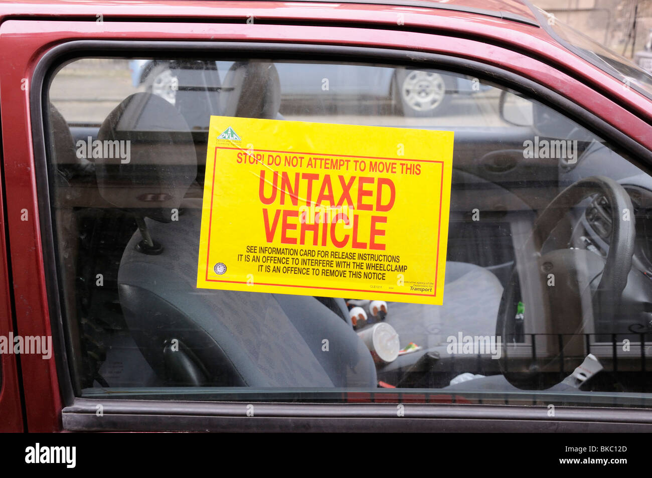 Notice Sticker High Resolution Stock Photography and Images - Alamy