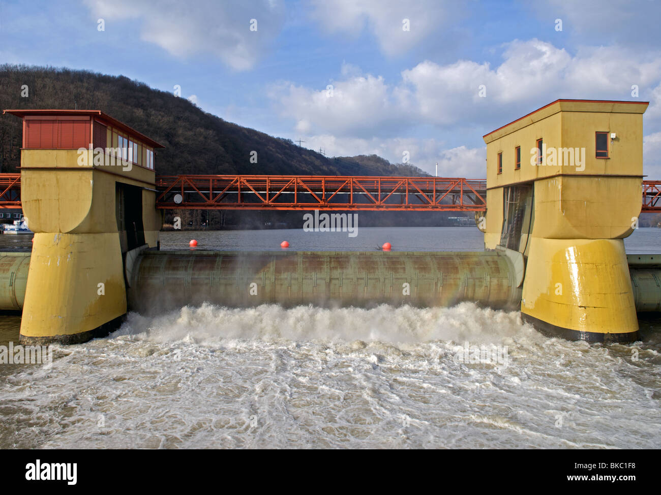 Run-of-the river Hydro-electric power station Stock Photo - Alamy