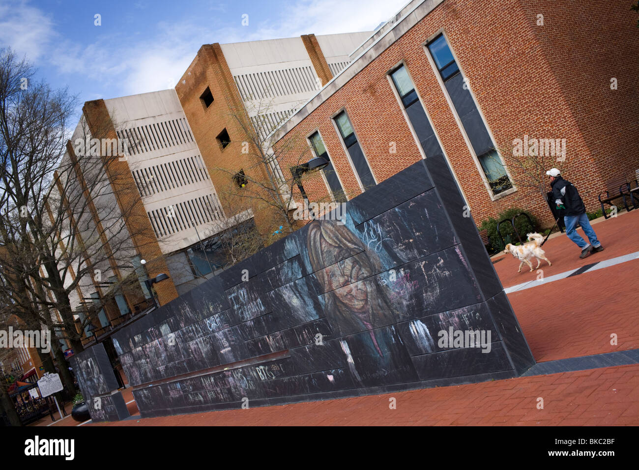 Community Chalkboard and Podium, monument to First Amendment, Downtown ...