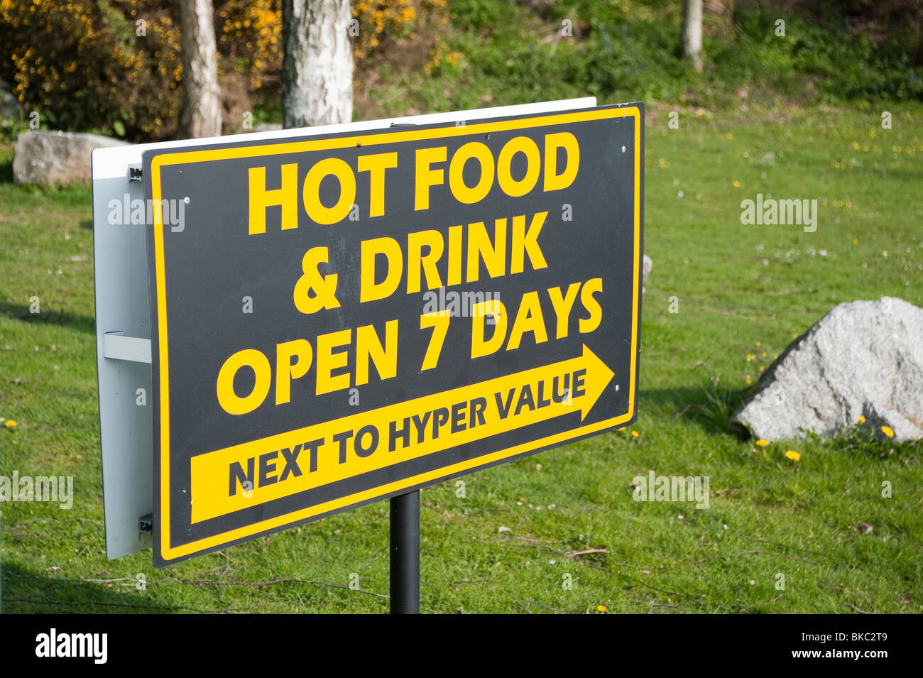 Hot food sign hi-res stock photography and images - Alamy