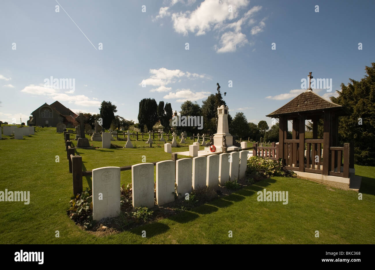 St Mary Churchyard High Resolution Stock Photography and Images - Alamy