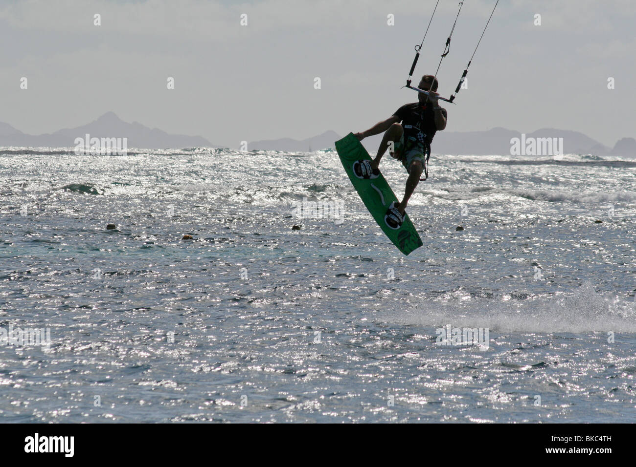 Kite flying photos hi-res stock photography and images - Alamy