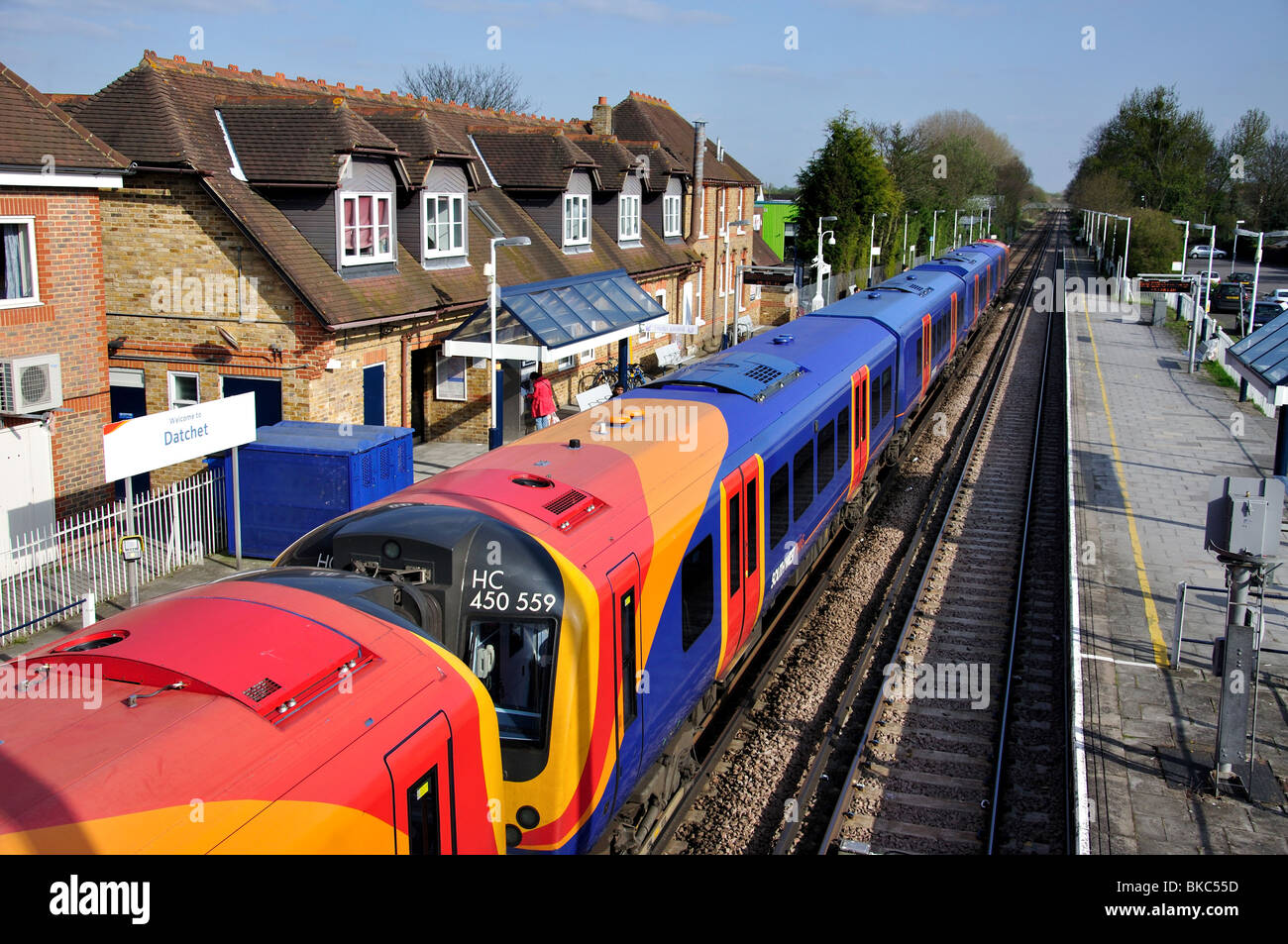 South West Train in station, Datchet Railway Station, Datchet ...
