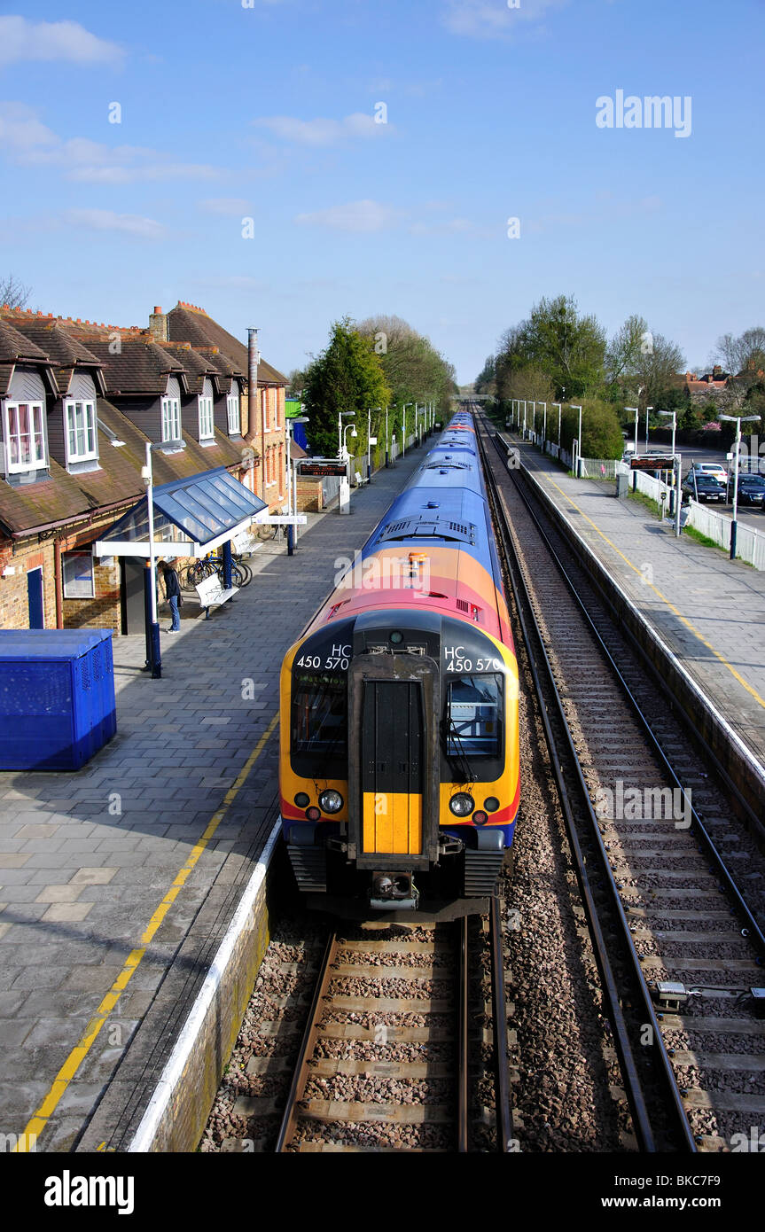South West Train in station, Datchet Railway Station, Datchet ...