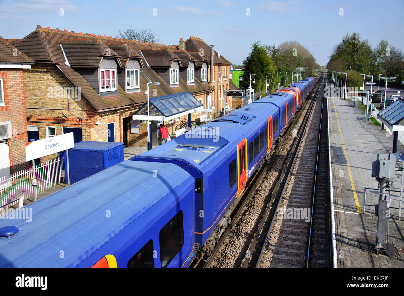 South West Train in station, Datchet Railway Station, Datchet ...