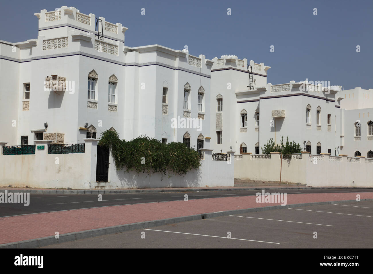 Modern islamic architecture sultanate of oman hi-res stock photography ...
