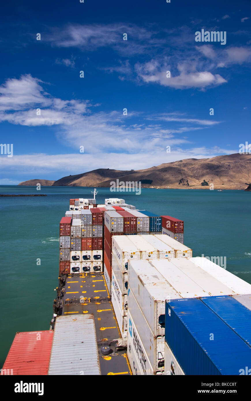Ship containers hi-res stock photography and images - Alamy