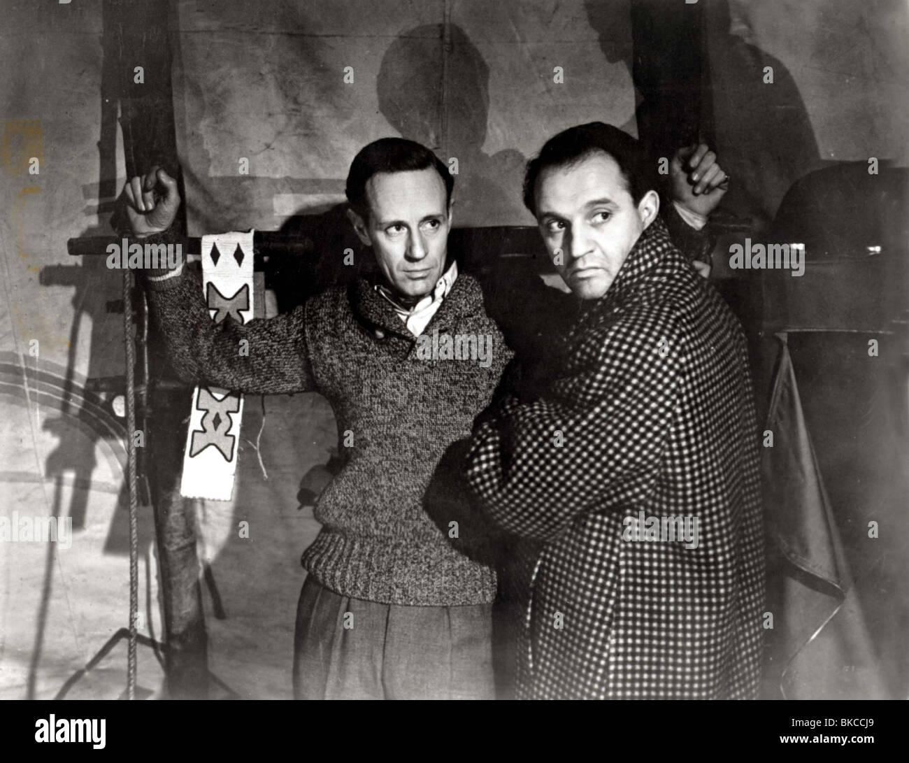 49TH PARALLEL (1941) FORTY-NINTH PARALLEL (ALT) LESLIE HOWARD, ERIC ...